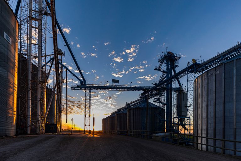 Carter, MT - Columbia Grain